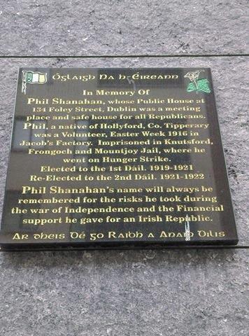 Phil Shanahan’s Monto Pub. | Come Here To Me!